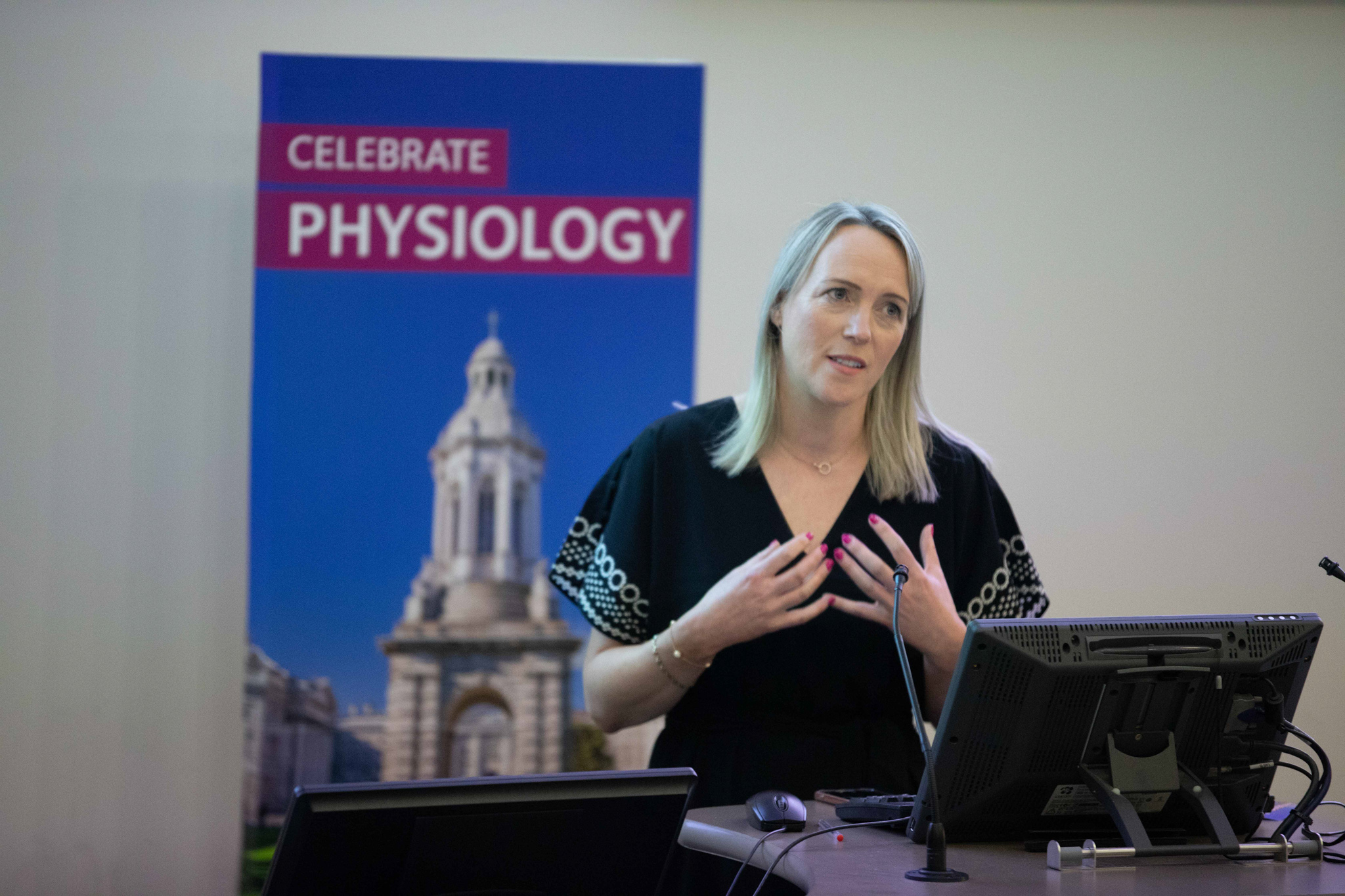 Blue plaque unveiled in Dublin to celebrate Irish physiologist Gerald ...