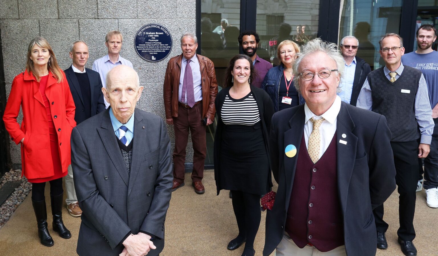 Blue plaque unveiled in Cardiff to celebrate physiologist Thomas Graham ...